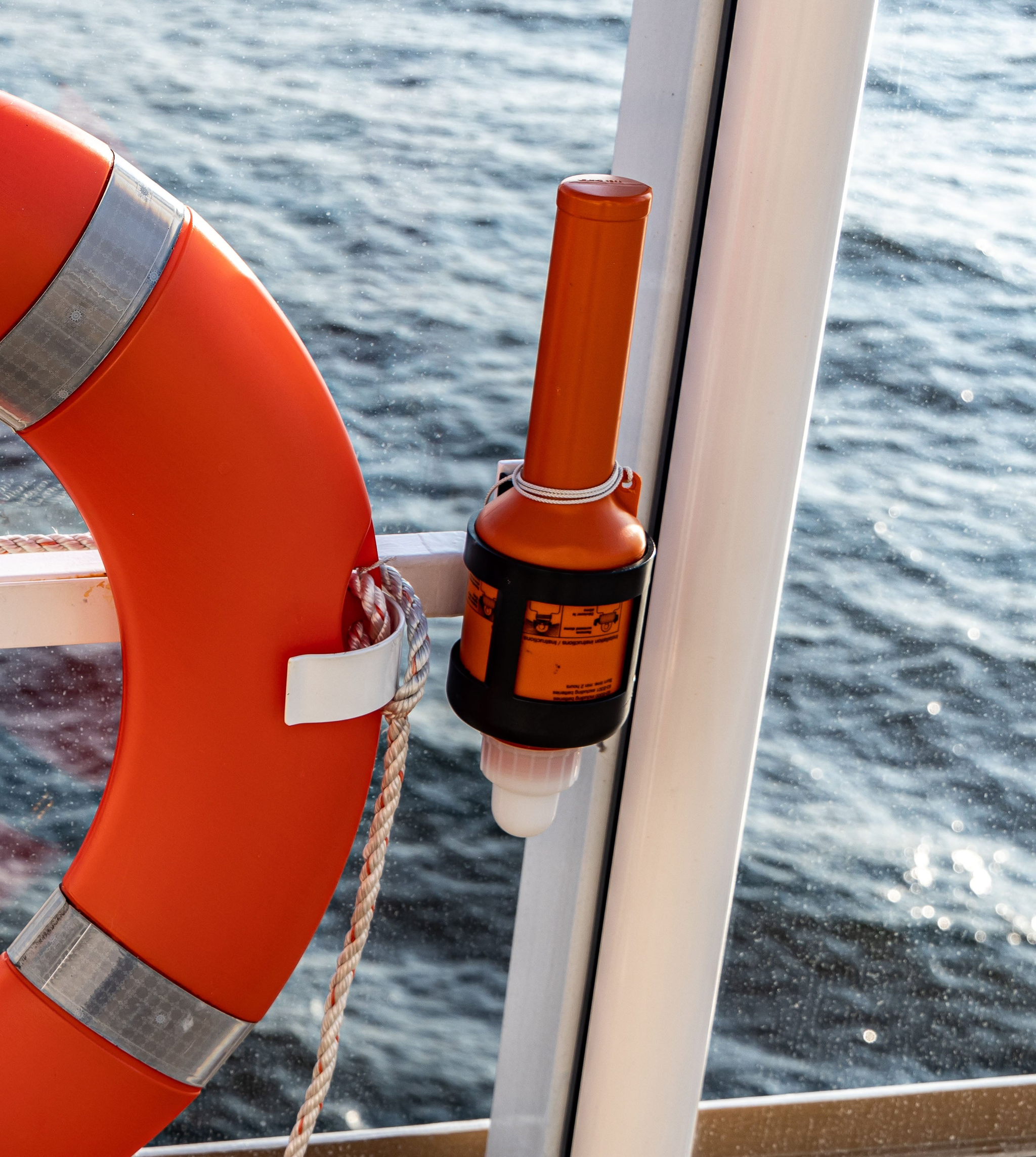 Lifejacket & Lifebuoy Lights Manufacturers & Suppliers | SHM Group